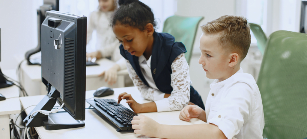 Technology in Early Childhood Education: 7 Criteria to Select the Best ...